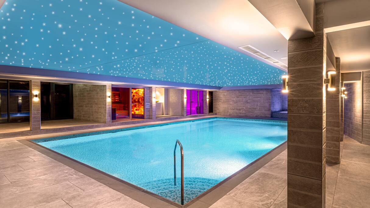 Swimming Pools - Design & Build Specialists | Topline Pools