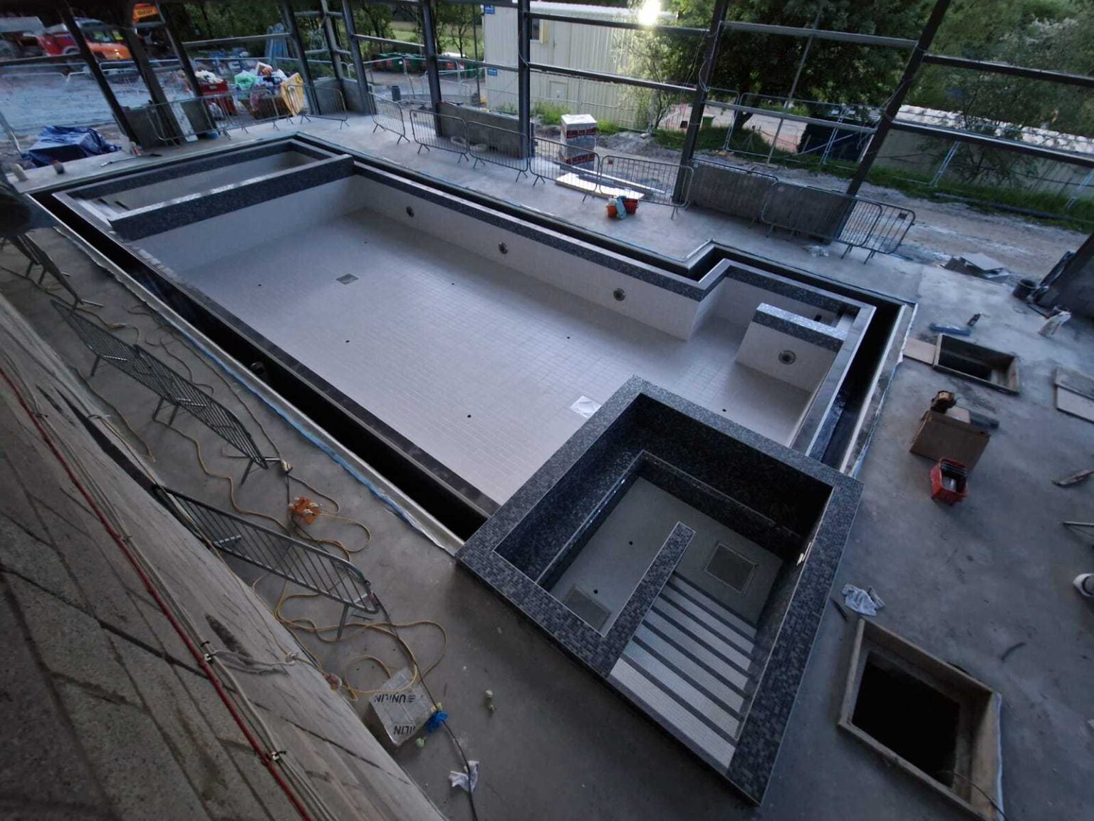Indoor Heated Swimming Pool, Children's Pool and Spa Pool Build ...