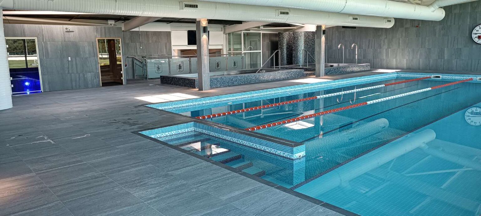 Pool Hall Refurb - hydro pool, plunge pool, sauna & steam room ...